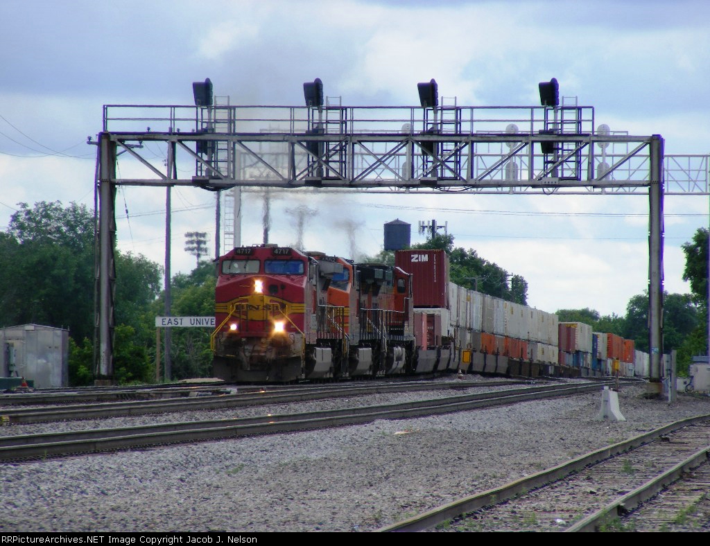 BNSF 4717